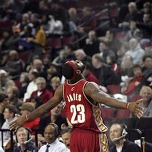 James beats Celtics - TNT Sports