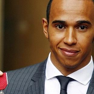 Hamilton receives MBE - TNT Sports