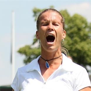 Czink heads qualifying - TNT Sports