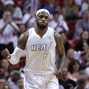 LeBron back with a bang to lead Heat to win - TNT Sports
