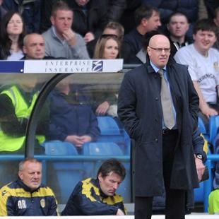 Varney brace sees Leeds sink Wednesday - TNT Sports