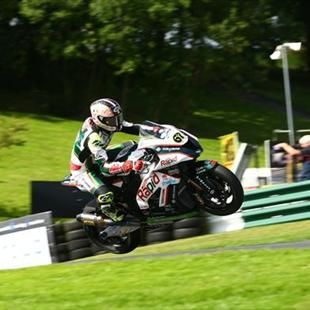 Cadwell BSB: Byrne edges Kiyo to head second practice - TNT Sports