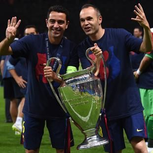 Andres Iniesta succeeds Xavi as Barcelona captain - TNT Sports