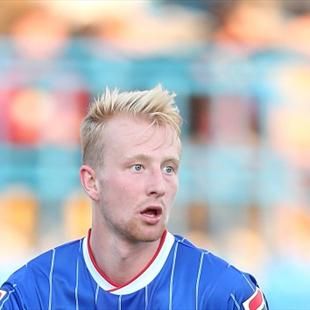 Beck off to Glovers - TNT Sports