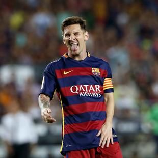Lionel Messi aims headbutt at Mapou Yanga-Mbiwa during Barcelona win ...