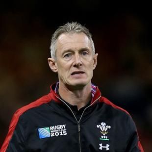 Wales assistant coach Rob Howley impressed with Dan Biggar - TNT Sports