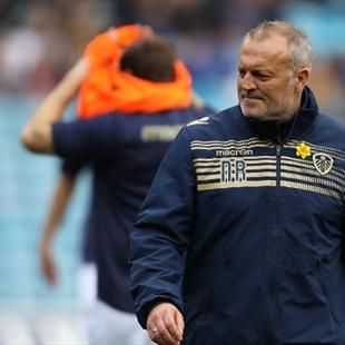 Neil Redfearn believes he is stronger for experience at Leeds - TNT Sports
