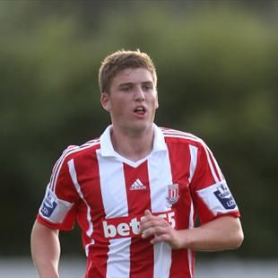 George Waring joins Oxford on loan from Stoke - TNT Sports
