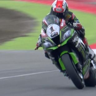 Jonathan Rea back on song with Assen win - Superbikes video - TNT Sports