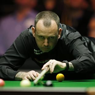 Mark Williams v Michael Holt: Two-time champion eases into last eight ...