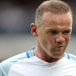 Wayne Rooney eager for Roy Hodgson to remain as England manager - TNT ...