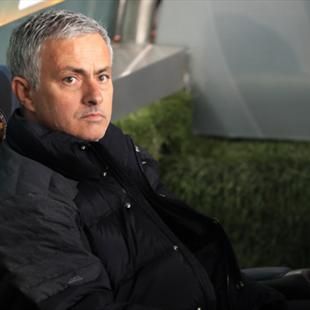 Jose Mourinho riled as "sleeping" Manchester United crash to Fenerbahce ...