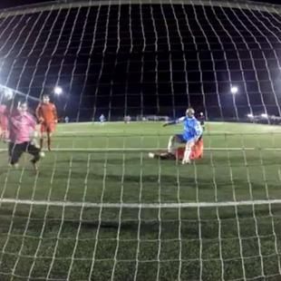 WATCH: Part-time scaffolder Peter Jeffries stages astonishing save ...