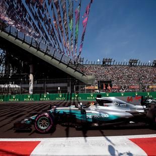Lewis Hamilton suffers puncture on opening lap, Sebastian Vettel also ...