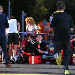 Fabio Jakobsen in induced coma after crash at Tour of Poland - TNT Sports