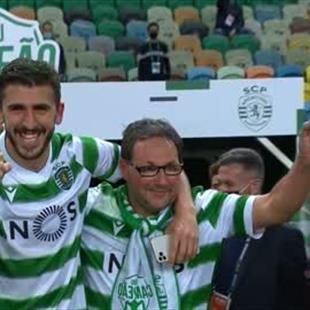 Sporting lift Primeira Liga trophy for first time in 19 years ...