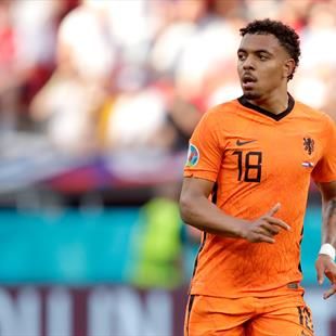 Transfer news - Liverpool target Donyell Malen set to leave PSV ...
