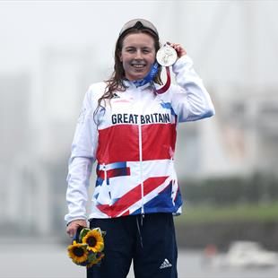 Georgia Taylor-Brown and Alex Yee grab brilliant World Championship ...