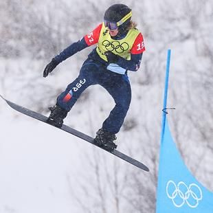 Charlotte Bankes edges closer to Crystal Globe triumph after another ...