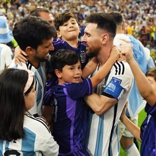 Lionel Messi: From crying behind a pillow to World Cup winner - Guillem ...