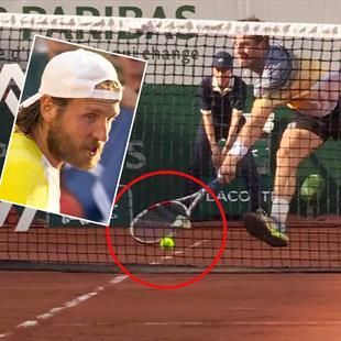 French Open 2023: 'Oh, wow!' - Boos ring out over double-bounce ...