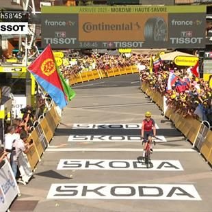 ‘The biggest moment of his career’ – Carlos Rodríguez wins Stage 14 ...
