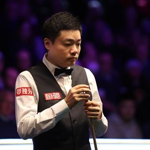 Ding Junhui impresses with ‘brilliant’ long red in UK Championship ...