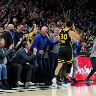 Steph Curry hits 'night night' celebration after clutch 3 in Golden ...
