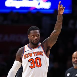 ‘Flexing his muscles’ - Julius Randle dazzles in New York Knicks’ win ...