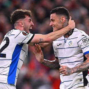 Gianluca Scamacca stuns Anfield as he puts Atalanta ahead against ...