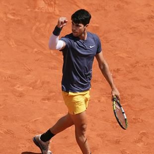 Carlos Alcaraz has his 'arms aloft' as he lights up the French Open ...
