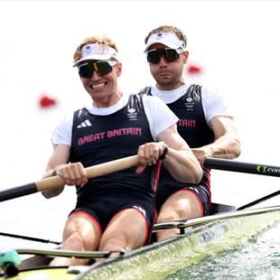 Team GB’s Tom George & Oliver Wynne-Griffith pipped to gold in rowing ...