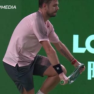Stan Wawrinka snaps racquet over his knee during Shanghai Masters match ...