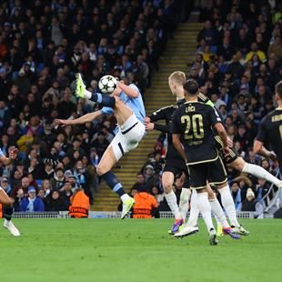 Erling Haaland scores 'kung-fu' backheel volley to double City’s ...