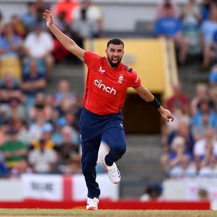 England bowler Saqib Mahmood admits to working with Chris Jordan in ...