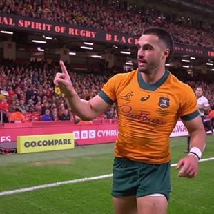 ‘Red cracks appear’ – Australia strike first as Tom Wright breaches ...