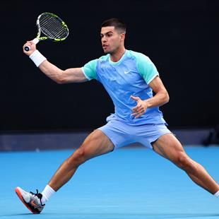 Australian Open: Back-to-back stunners in highlight-reel contest ...