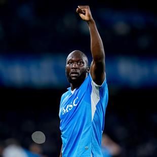 ‘All too easy’ - Romelu Lukaku doubles Napoli’s lead against AC Milan ...