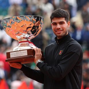Carlos Alcaraz beats Lorenzo Musetti in three sets to win Monte Carlo ...