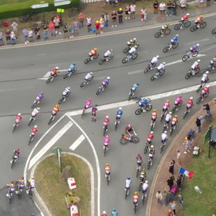 ‘Not ideal’ as Filippo Ganna appears to ‘go over the handlebars’ in ...