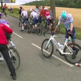 Fred Wright caught up in big crash amid chaotic start to 2025 Tour de ...