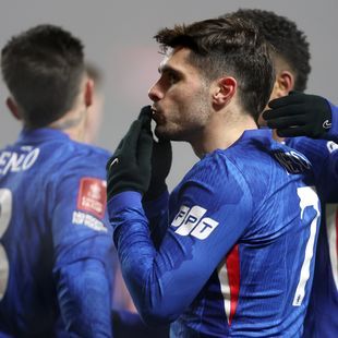 Neto puts 'exclamation point' on Chelsea win against Charlton in the ...