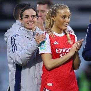Arsenal boss Renee Slegers heaps praise on ‘humble’ Smilla Holmberg ...