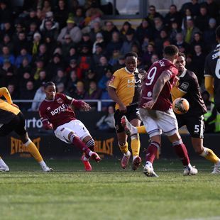 Solo Crysencio Summerville stunner finally breaks Burton's resistance ...