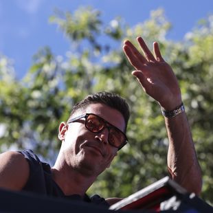 Robert Lewandowski to leave Barcelona as free agent, Real Madrid ...