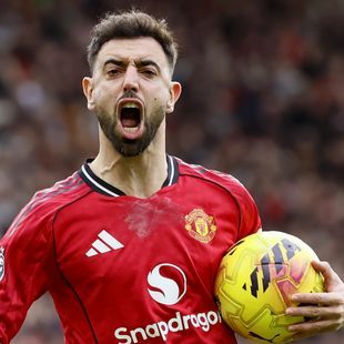 Bruno Fernandes selects his Manchester United role models: Roy Keane ...