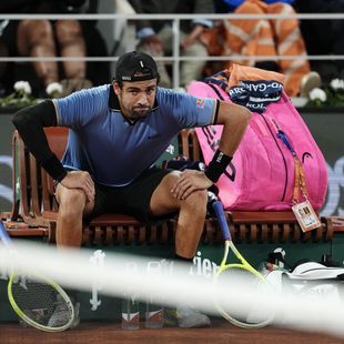 Matteo Arnaldi into French Open semi-finals as Matteo Berrettini ...