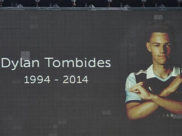 Statue unveiled of late West Ham defender Dylan Tombides - TNT Sports