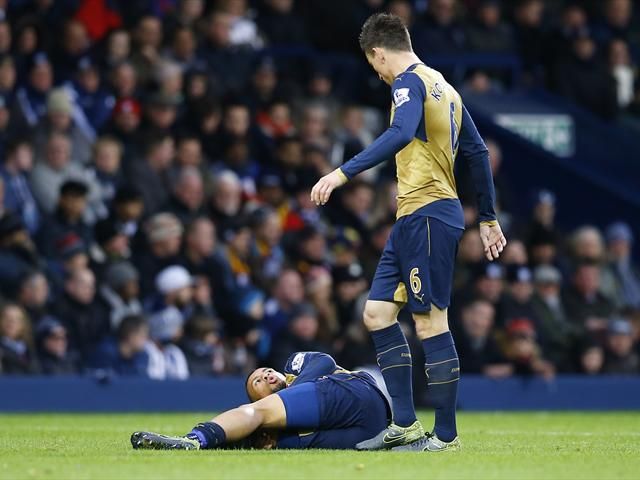 Double injury blow for Arsenal as Francis Coquelin, Mikel Arteta forced ...
