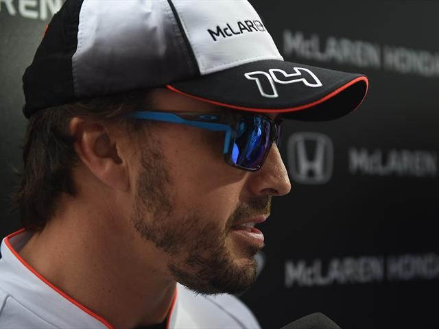 Fernando Alonso thinks his radio gets singled out - TNT Sports